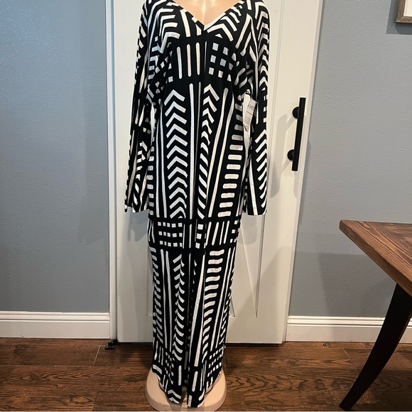 Ashro | Dresses | Ashro Xl Cleopatra Dress Black White Cotton Knit Long ...